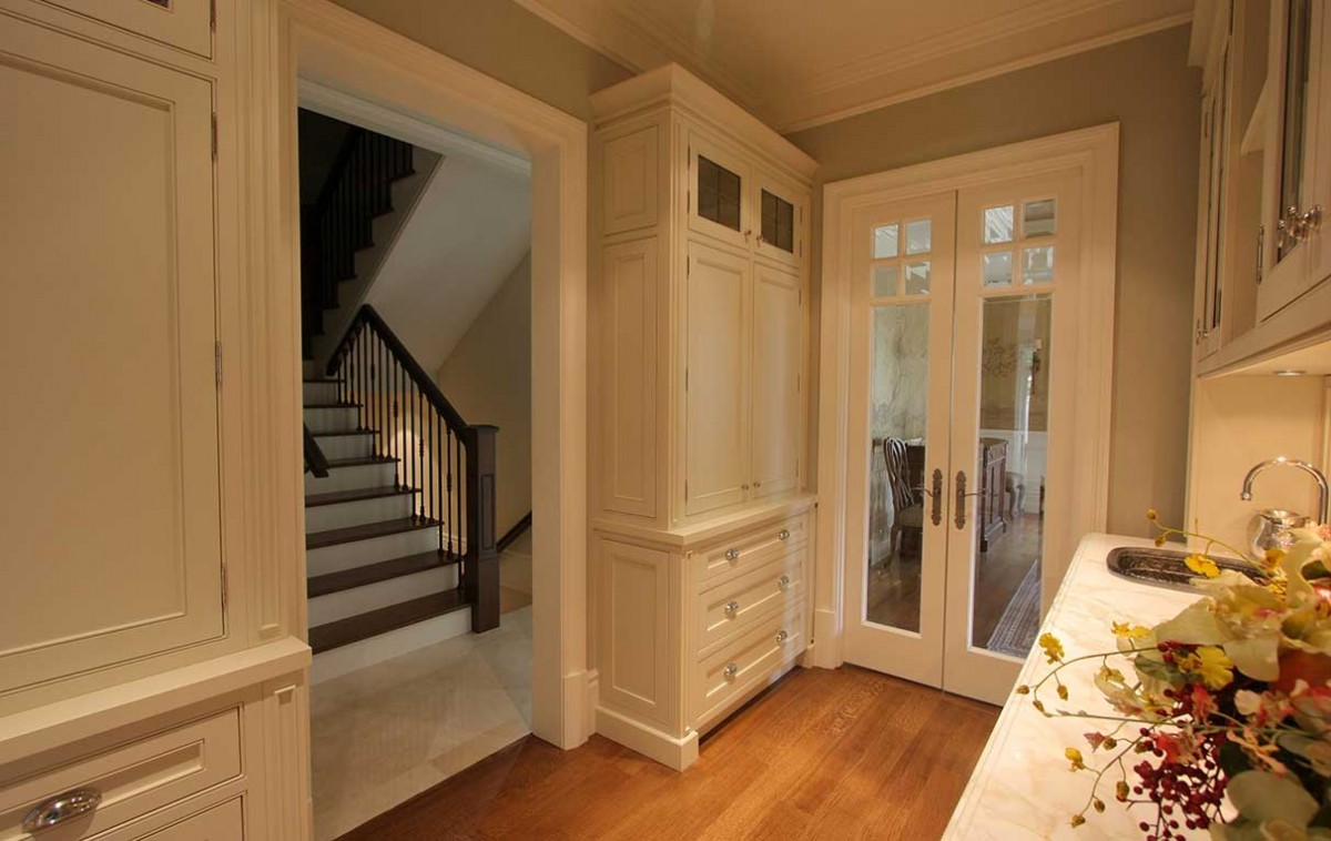 Servery - Butlers Servery / Kitchen by Wesley Ellen Design & Millwork