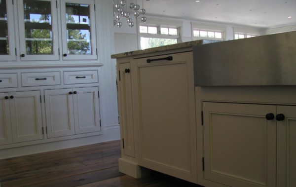 West Coast Gulf Island Kitchen - Welsey Ellen